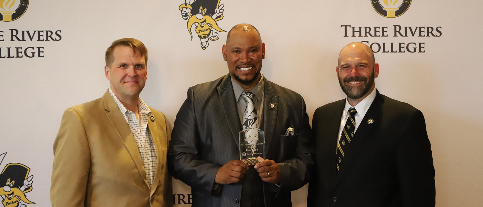 Alumni Awards Nomination - Three Rivers College