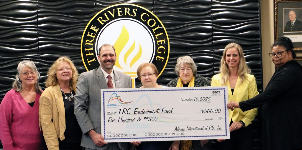 Three Rivers College receives donation from Altrusa International of ...